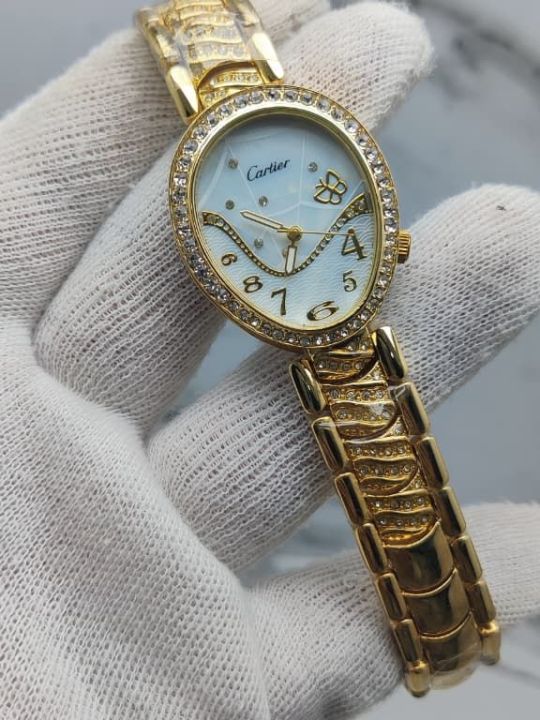 Luxury Women’s Cartier Crystal Bracelet Watch – Elegant Oval Dial ...