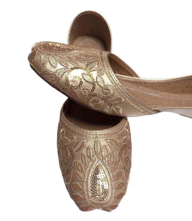 Golden Khussa for girl/ Golden Khussa for Woman/ Khussa for girl/ Desi ...