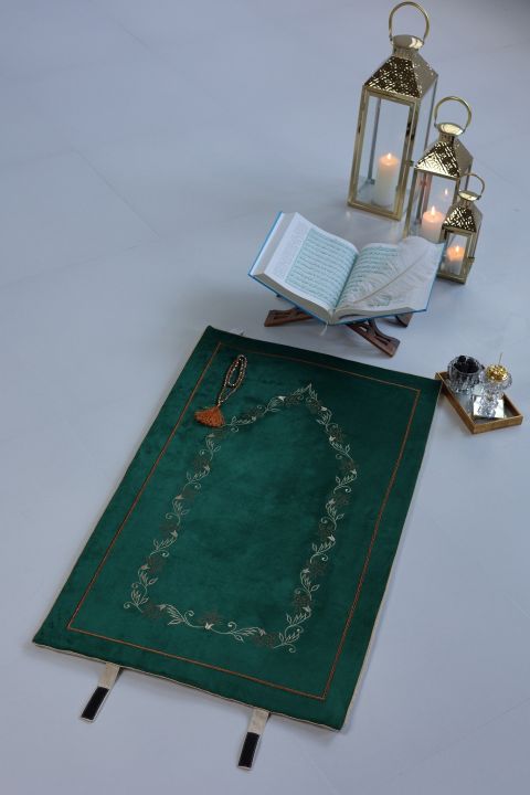 Bukhara Luxury Dark Green Velvet Prayer Mat – Embroidered Islamic ...
