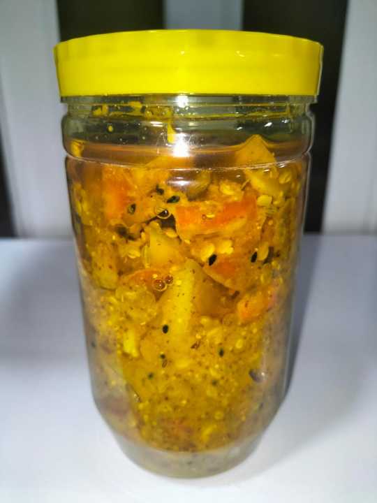 ACHAR MIXED PICKLE IN OLIVE OIL MADE BY HOME 100% ORIGNAL GOOD TEST 500 ...