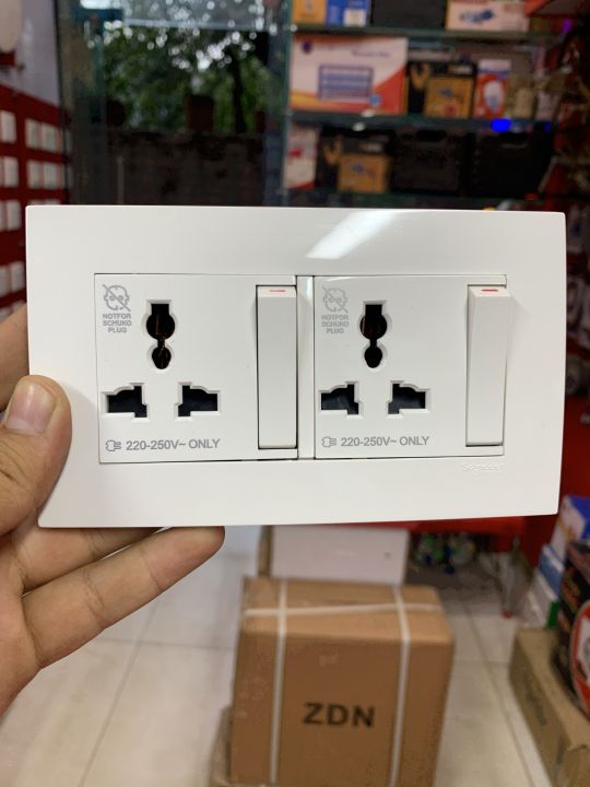 CLIPSAL VIVACE 13A International Duplex Socket, Versatile Switch Board ...