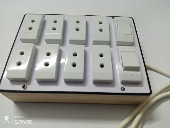 8 Ports High-Quality Multipurpose Wooden Heavy Duty Power Electrical ...