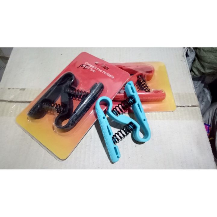 Hand grip with steel spring | Daraz.pk