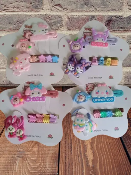 Premium Cartoon Hair Accessories Gift Set 🎀 – 4 Mini catchers 🌟 + 2 ...