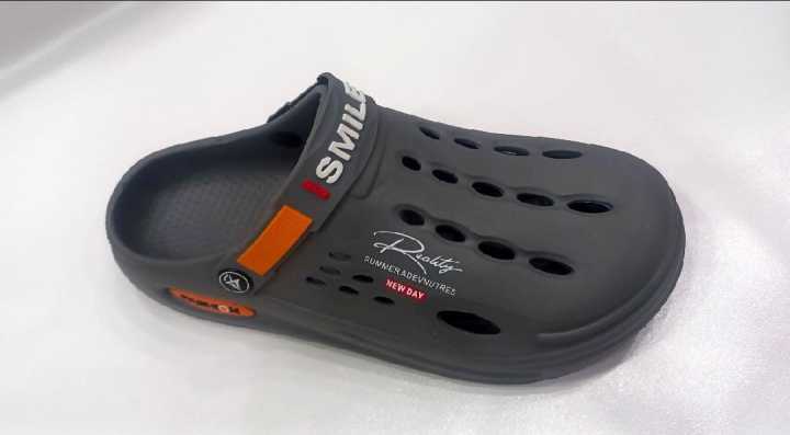 New Smile EVR Comfortable Crocs for Men - Anti slip and elegant design ...