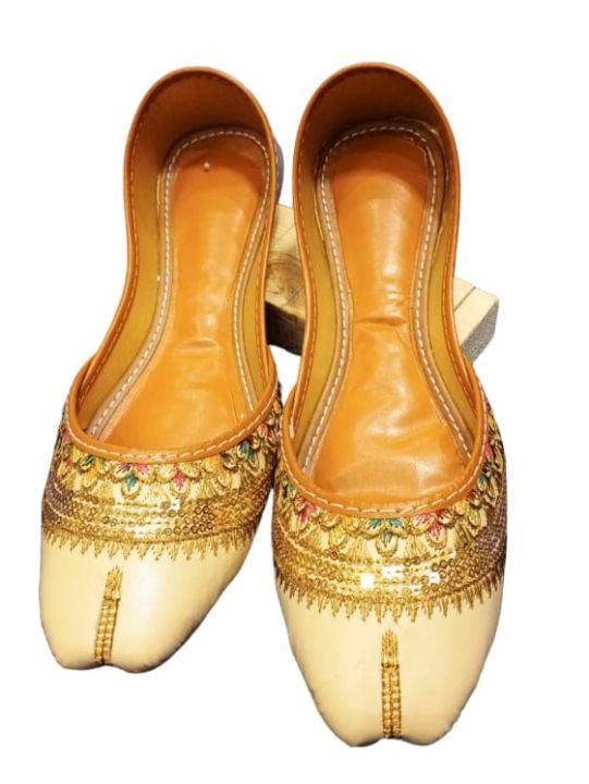 Pack of 02 Versatile Multicolored Women's Punjabi Juttis, Khussas, and ...