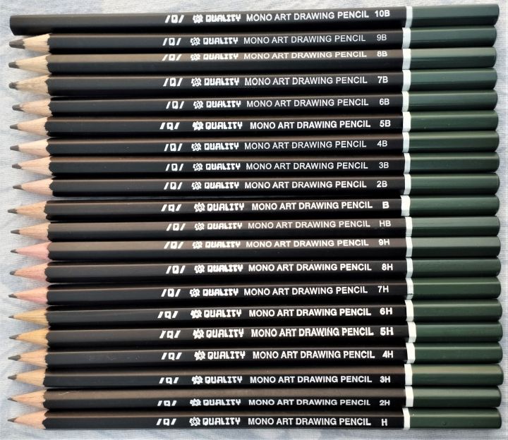 Quality Mono Art Drawing / Sketch Pencil Set and Charcoal Pencil (20 ...