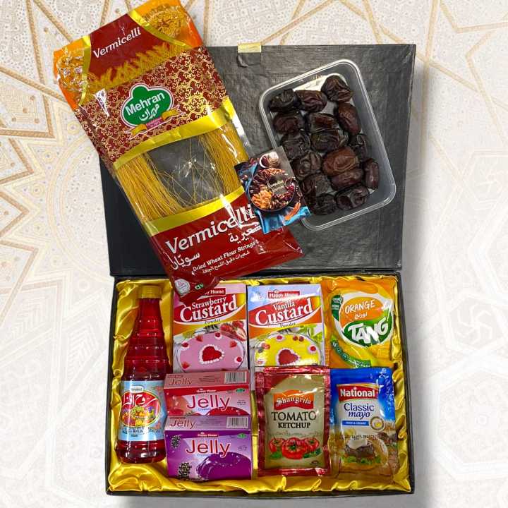 Ramazan gift box Ramadan Kareem gift box for friends family relatives ...