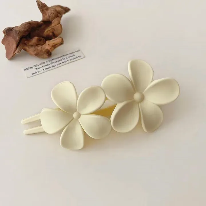 D-339 10cm Plastic Flower Shape Claw Clip Solid Color Large Non Slip ...