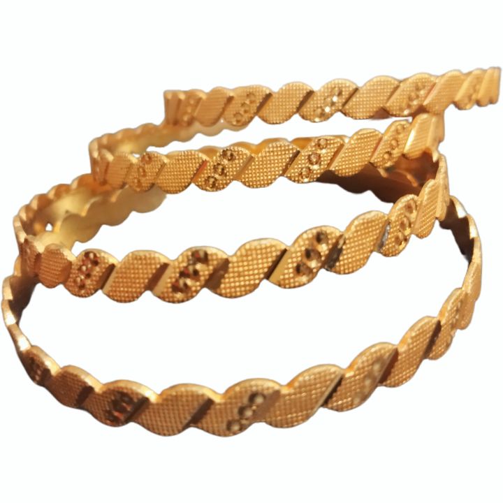 Indian pattern golden bangles | golden bangles with unique pattern ...