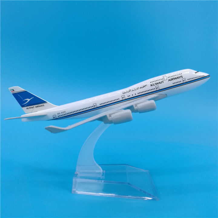 Airplane model Kuwait Airways 16CM 747 B747 Model Airplanes W Base Alloy Aircraft Plane ...