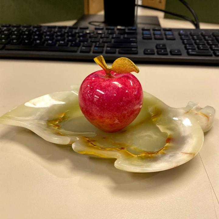 Onyx Leaf Tray with Marble Apple, 2" Marble Apple, Handcrafted ...