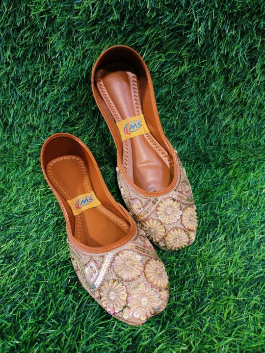 Latest Khussa for women- Soft inner- fancy mash-gi | Daraz.pk