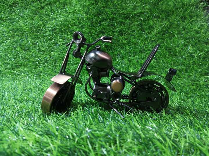 Metal Bike Statue, Mini Metal Heavy Bike Showpiece, Beautiful Metal ...