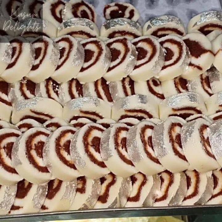 Special Desi Gee Chocolate Roll Patisa 500 Gram | Half KG | Daraz.pk