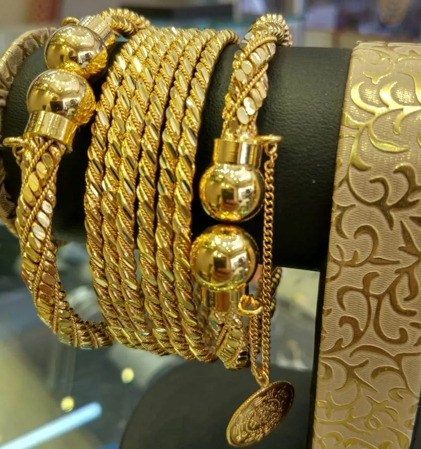 Artificial gold bangles with price store