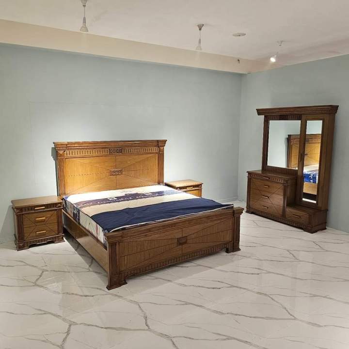 Bed set customised | Daraz.pk