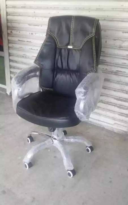 OFFICE REVOLVING CHAIR | Daraz.pk