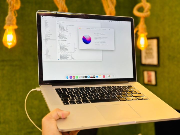 MacBook Pro 2015 Display: 15 inches - Silver | Daraz.pk