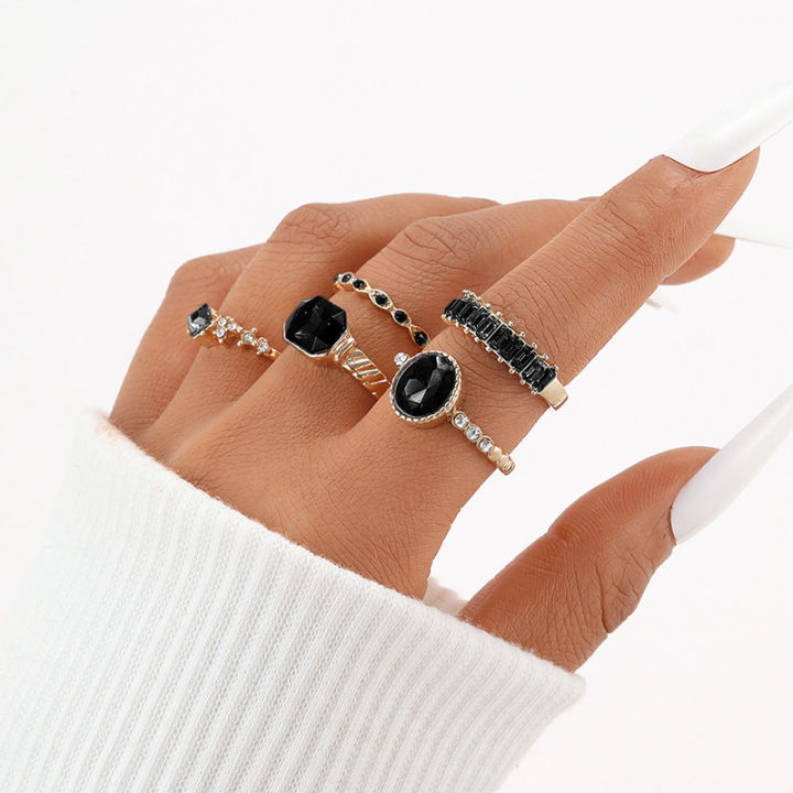 CLARA - Full Crystal Purple Ring Set | Daraz.pk