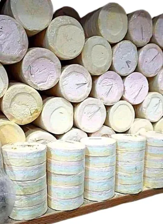 Pack of 5 Calcium Boost Calcium Block for Stronger Bones and Eggshells ...