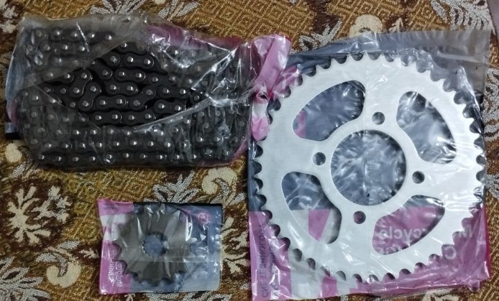 Suzuki GR 150 Chain sprocket kit Garari Set A+ | Daraz.pk