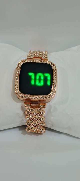 Golden Chain Smart Watch for Women – Elegant Gold Smartwatch with ...