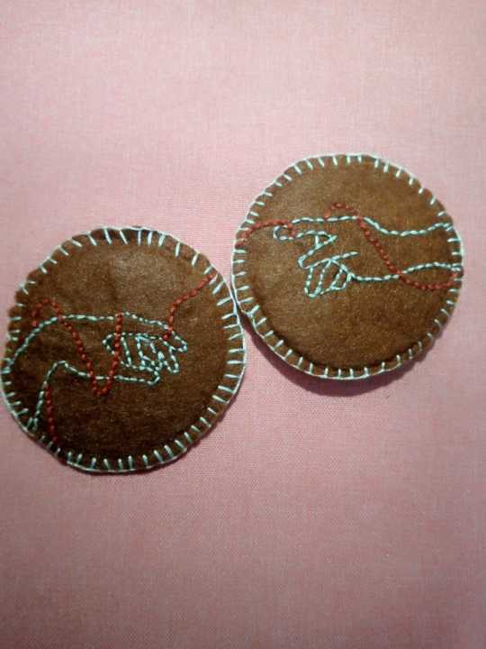 2 pc Handmade Embroidery Felt Brooch Badge| Perfect for couples/friends ...