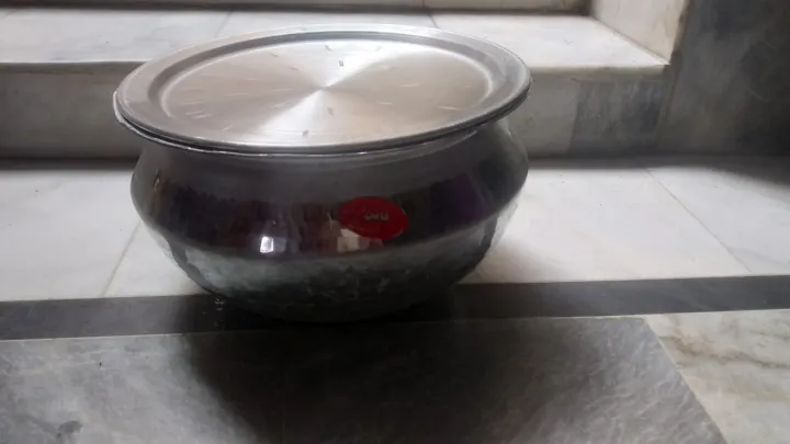 SMALL Pot Degchi with Dhakkan Capacity 1kg | Daraz.pk