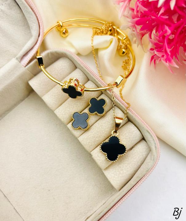Fancy Beautiful Gold Plated LV Combo Set | Elegant Black Clover Jewelry ...