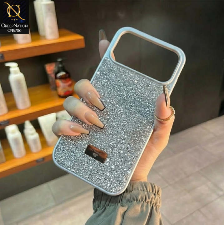 IPhone_ 17 Pro Cover - Silver - Luxury Bling Rhinestones Diamond shiny ...