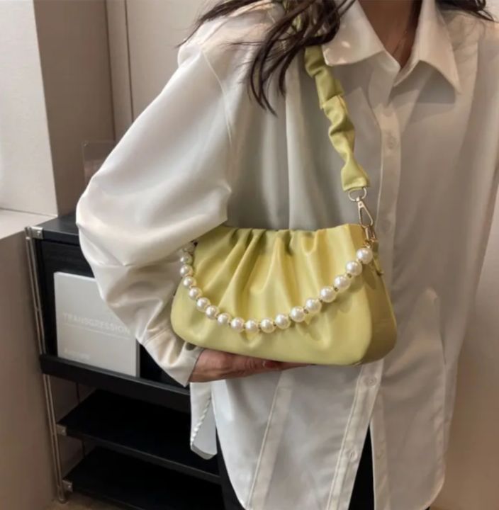 Top Stylish hand bags for girls with stylish golden chain and long ...