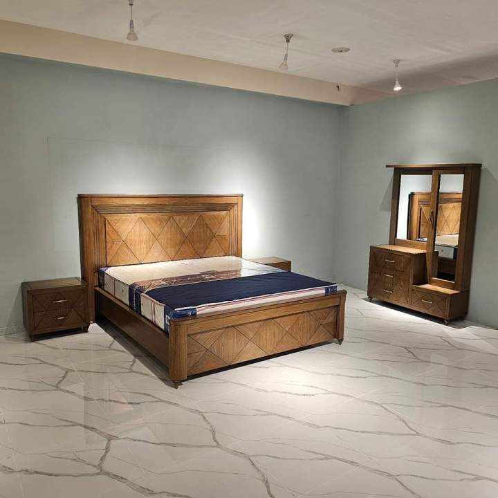 Bed set customised | Daraz.pk