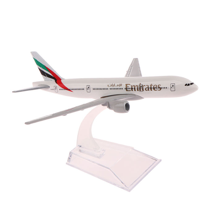 Scale 1:400 Metal Aircraft Replica Emirates Airlines 777 Airplane ...