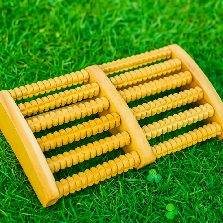 Natural Wooden Foot Roller Massager for Reflexology & Pain Relief ...