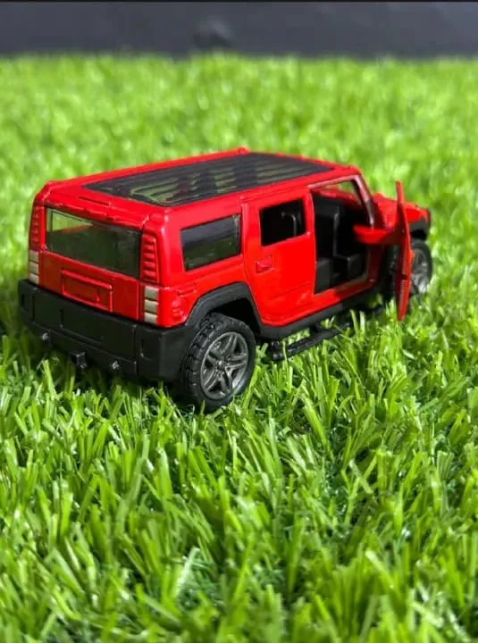 Hummer H2 Metal Diecast Car – Luxury Miniature Model, Sound & Flashing ...