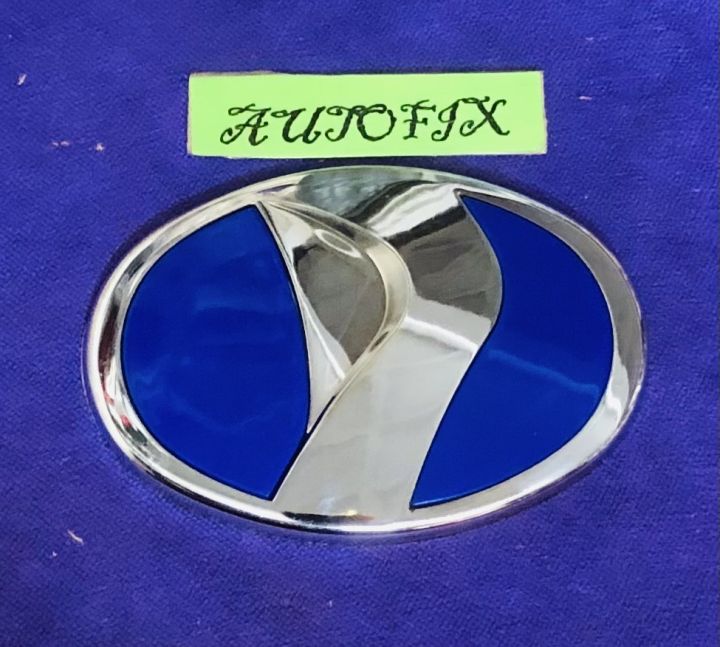 Toyota Platz 2004 front logo Blue color 01 PC | Daraz.pk