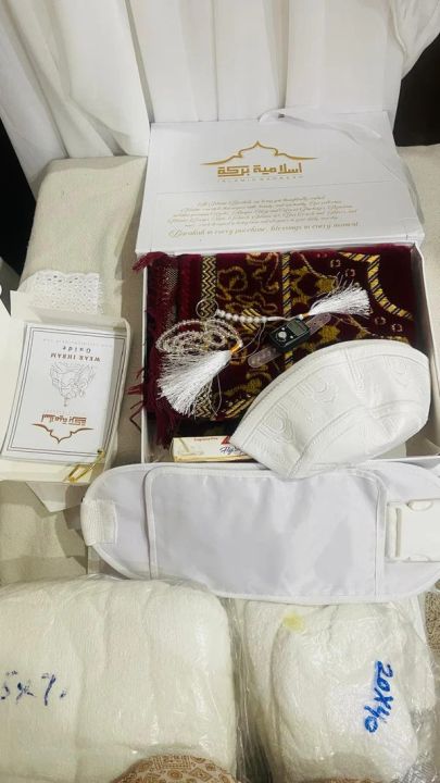 Hajj & Umrah Gift Box | 9 Pc Islamic Essentials Set for Women & Girls ...