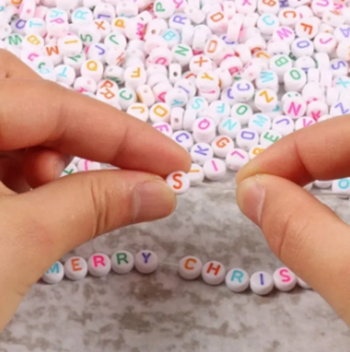 100Pcs Random Mixed Letter Acrylic Beads Round Alphabet Charms Beads ...