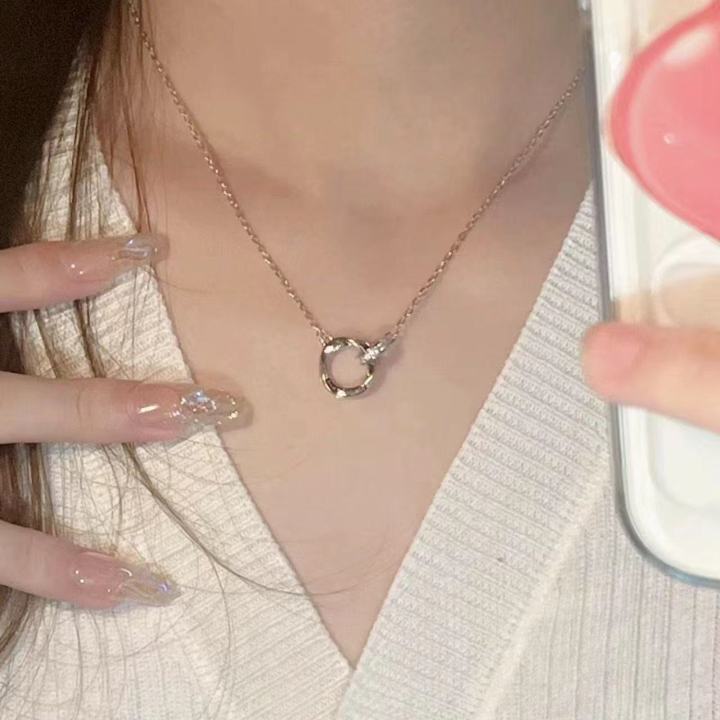 【Star Products】Mobius Strip Necklace for Women, Niche Light Luxury ...