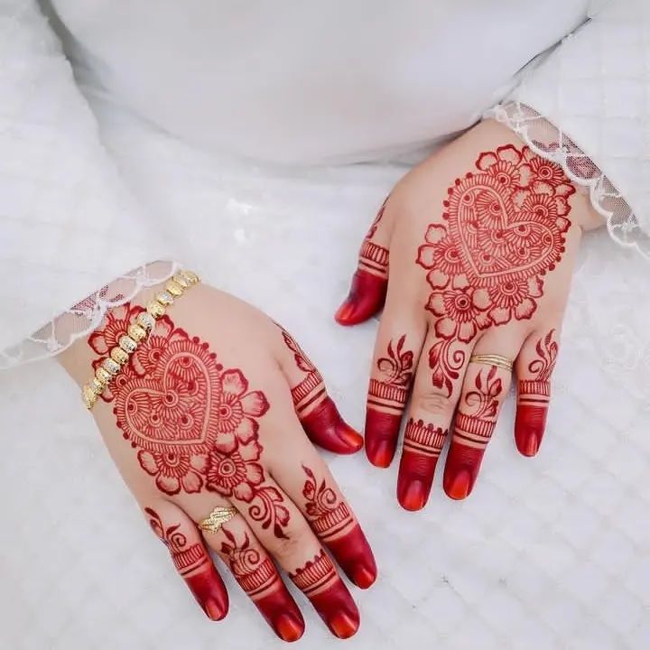 1 Pec Red Henna Paste Cone mehndi made from artificial color mendhi don ...