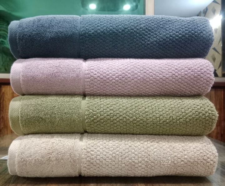 Bath Towel - Premium (70 * 140 cm) | Daraz.pk