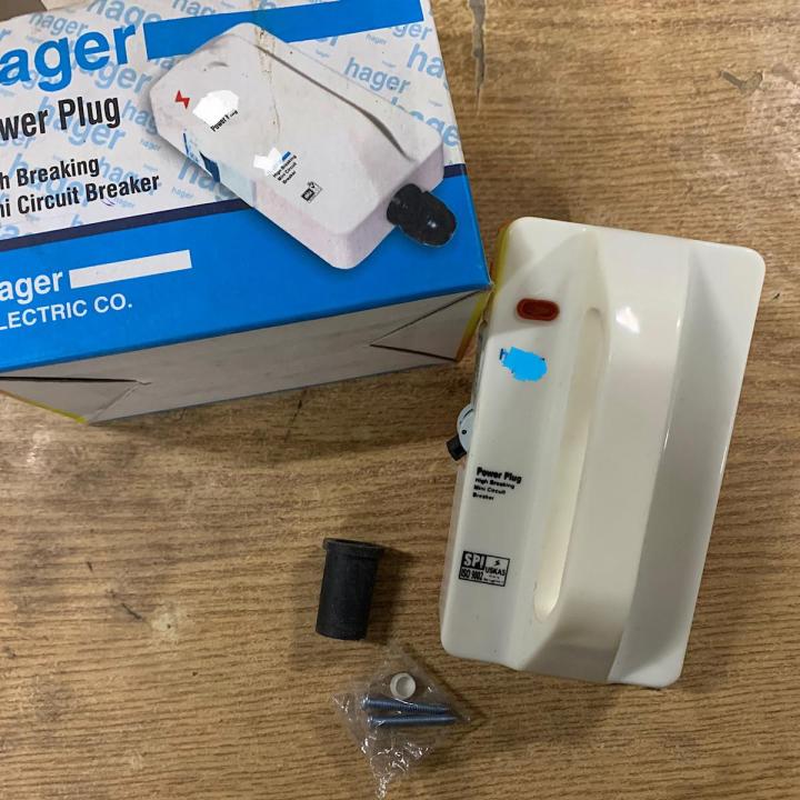 Power plug for Ac with breaker 10A 16A 20A | Daraz.pk