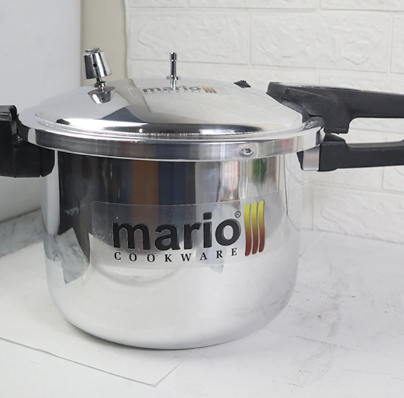 Pressure Cooker 9 Ltr sk Mario Mirror Polish Pressure Cooker with Easy ...