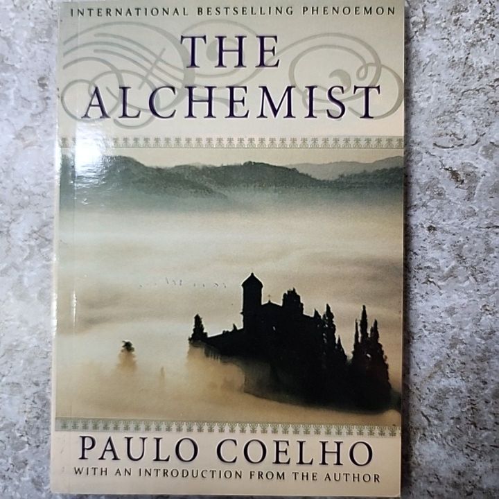 THE ALCHEMIST BY PAULO COELHO | Daraz.pk