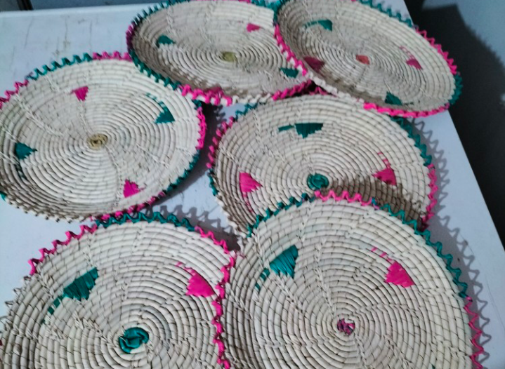 roti chaba ( bread basket old style ) karahi chaba old tradition chaba ...