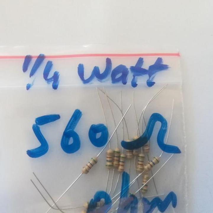 50 Pcs - Resistor 1/4 Watt 560 ohm Resistance - 0.25W - 560Ω - ±5% ...