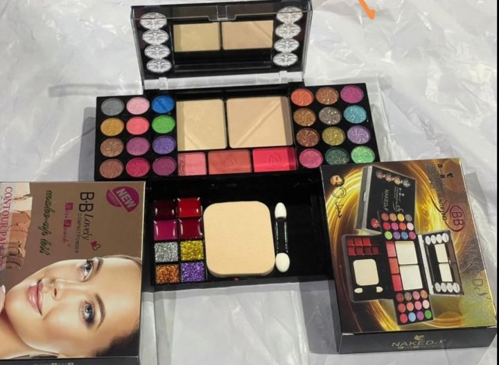 Best Gift Makeup Kit for Professionals and Bridals Best Quality Makeup ...