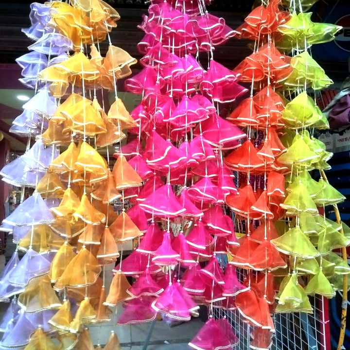 Mehndi decoration, Mayon, Decor, dholki, string for event decoration ...