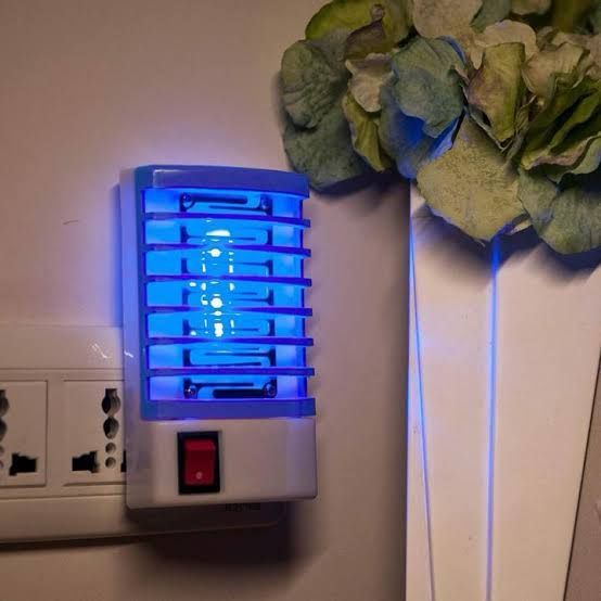 Mosquito Lamp for Peaceful Nights | Efficient 4-LED Blue Light Mosquito ...